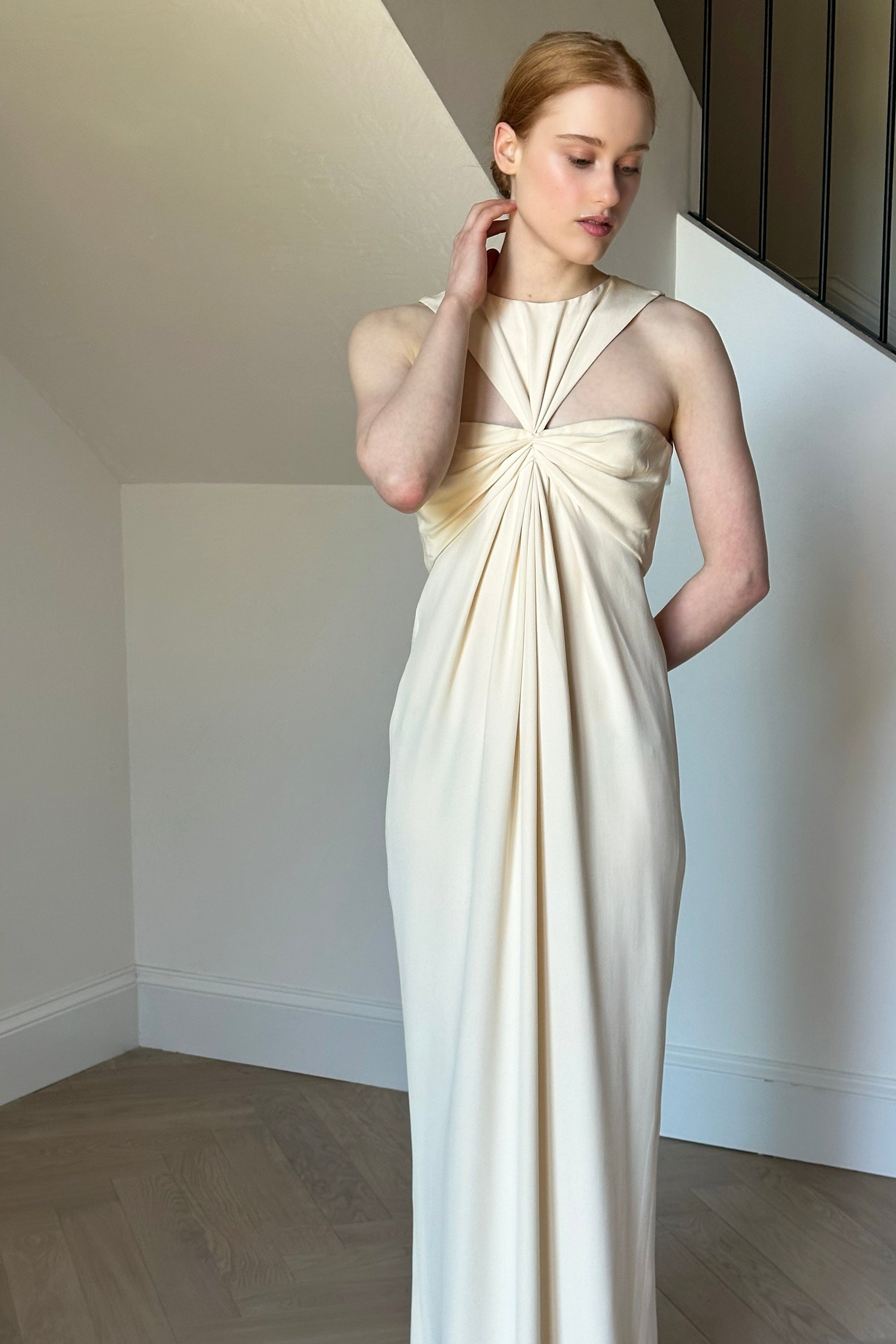 JH Vintage : BILL BLASS Ivory Halter Column Gown – Julie Harrah