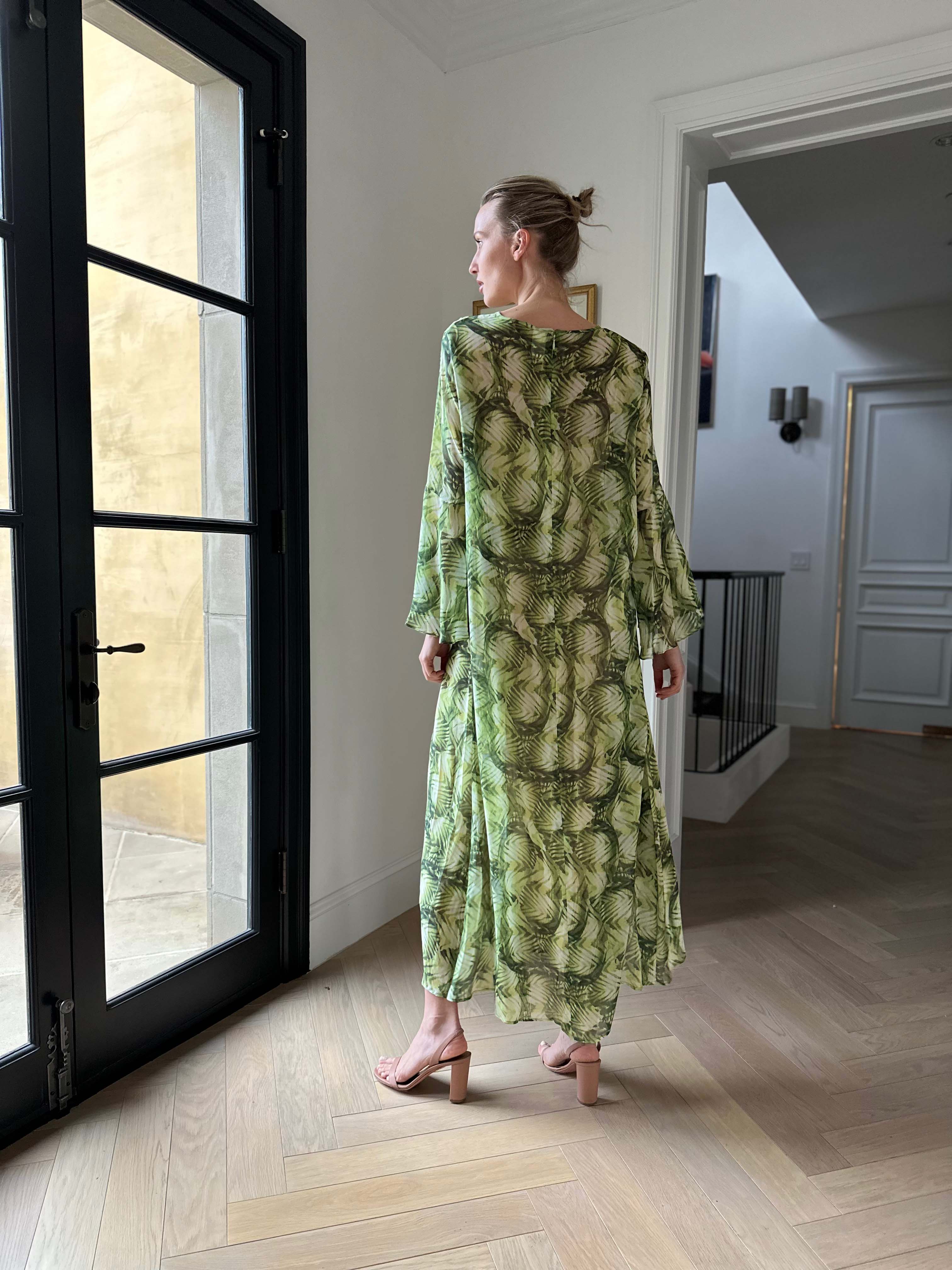 Florence : Green Palm Zebra – Julie Harrah